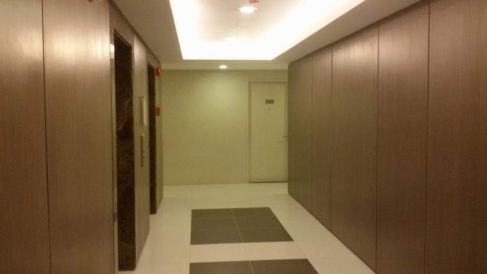 Condo at Salcedo Square, Salcedo Village, Makati For Rent – DealSeeker ...