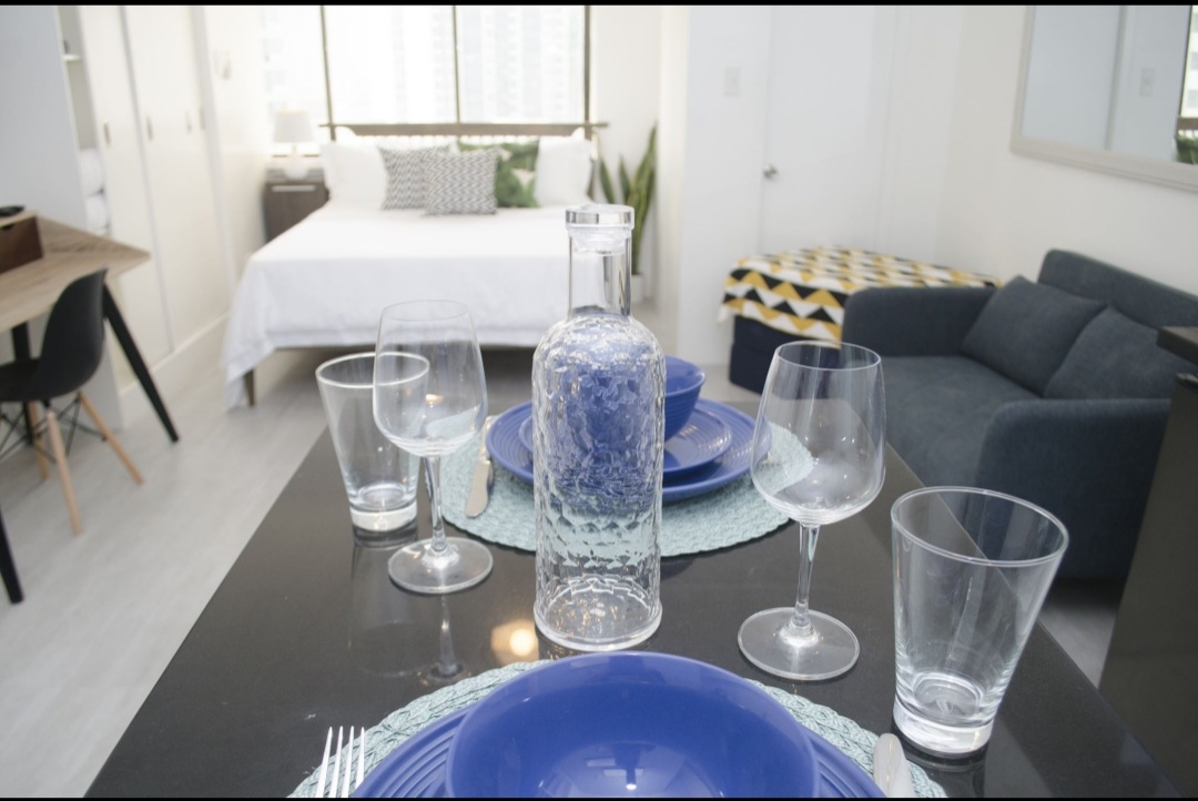 Studio at Perla Mansion, Legazpi Village, Makati For Rent – DealSeeker ...