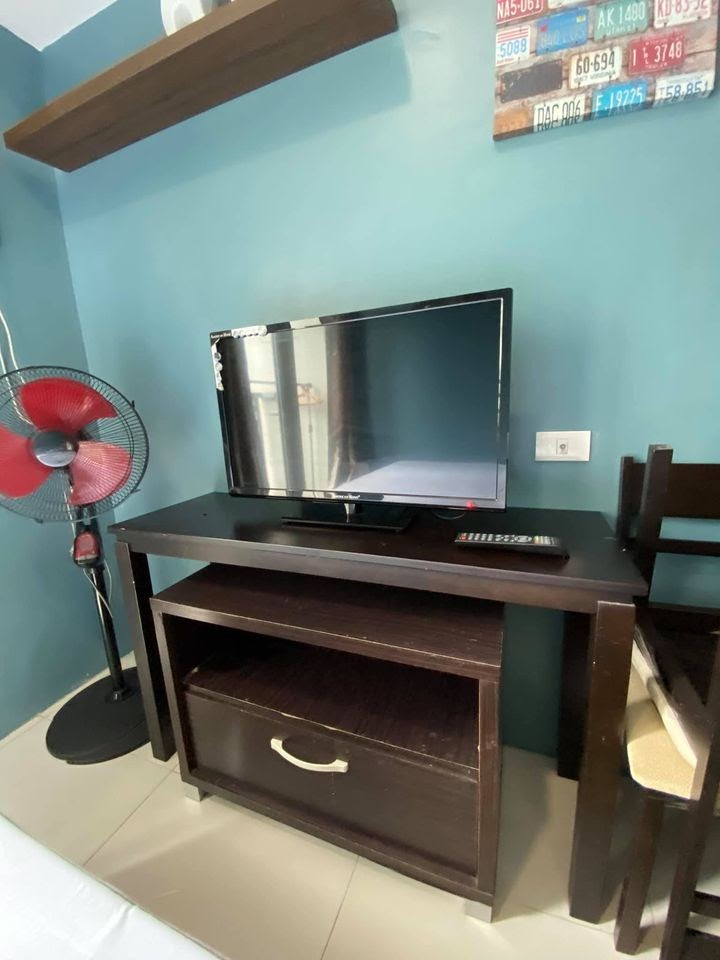 Studio at Salcedo Square Residences, Salcedo Village, Makati ...